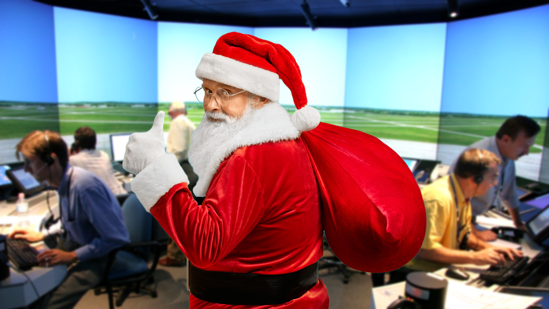 Santa makes a pre-Christmas visit to Canberra