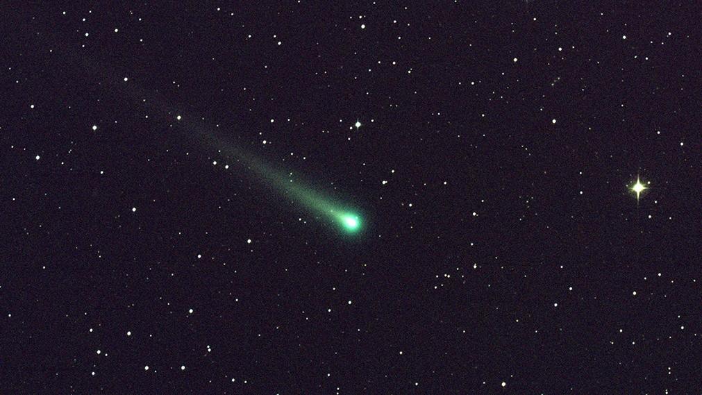 The Green Comet is coming to Canberra's skies TONIGHT